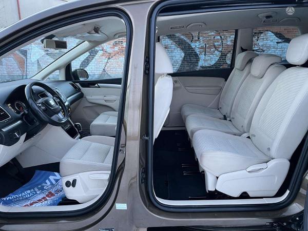 Brown SEAT Alhambra 2011 in Siauliai, with an engine capacity of 1.97 L and mileage of 330 thousand km for 6900 €, photo 11 on AUTOMOTO.COM.LV