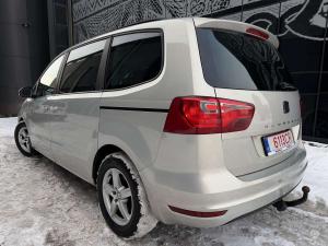 Brown SEAT Alhambra 2011 in Kaunas, with an engine capacity of 1.97 L and mileage of 361 thousand km for 5750 €, photo 3 on AUTOMOTO.COM.LV
