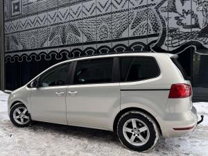 Brown SEAT Alhambra 2011 in Kaunas, with an engine capacity of 1.97 L and mileage of 361 thousand km for 5750 €, photo 22 on AUTOMOTO.COM.LV