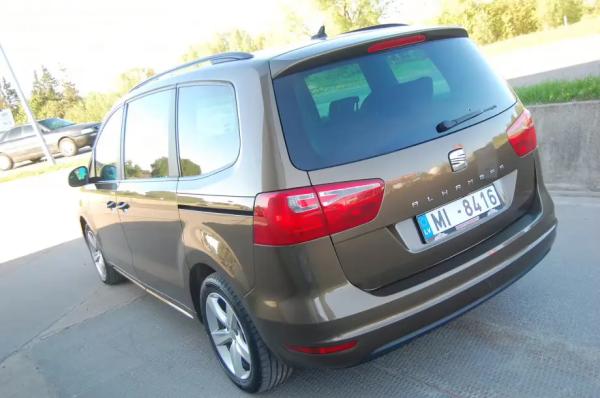 Brūns SEAT Alhambra 2011 Jēkabpils, ar dzinēja tilpumu 2.00 L un nobraukumu 261 tūkst. km par 7550 €, foto 10 vietnē AUTOMOTO.COM.LV