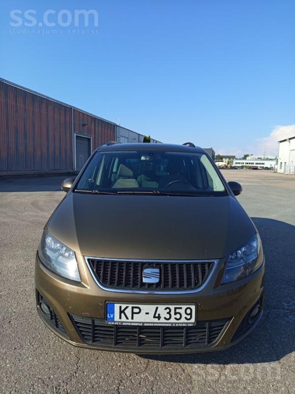Brown SEAT Alhambra 2011 in Riga, with an engine capacity of 2.00 L and mileage of 254 thousand km for 6700 €, photo 1 on AUTOMOTO.COM.LV