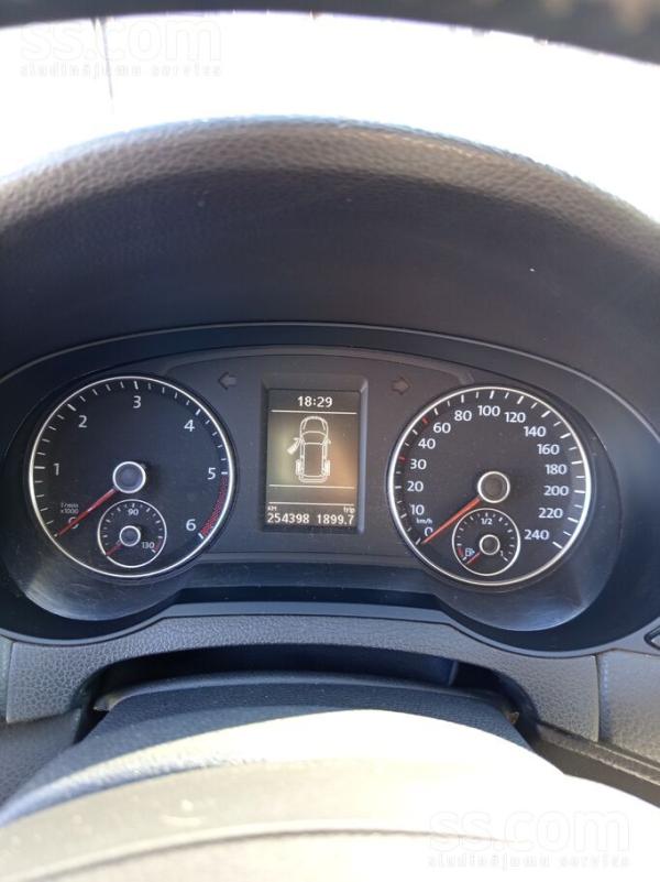 Brown SEAT Alhambra 2011 in Riga, with an engine capacity of 2.00 L and mileage of 254 thousand km for 6700 €, photo 5 on AUTOMOTO.COM.LV
