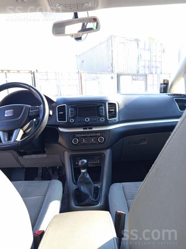 Brown SEAT Alhambra 2011 in Riga, with an engine capacity of 2.00 L and mileage of 254 thousand km for 6700 €, photo 6 on AUTOMOTO.COM.LV