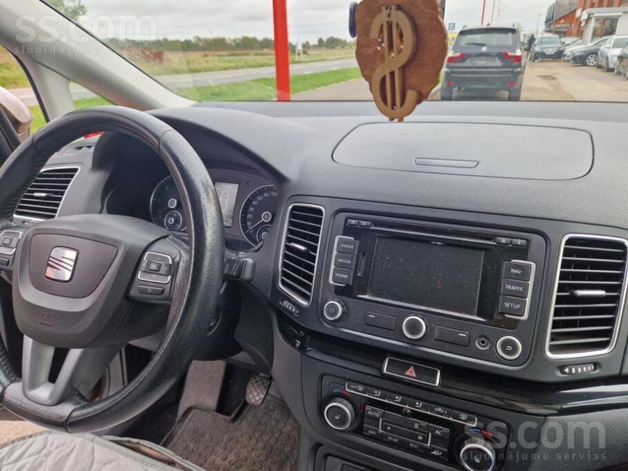Brūns SEAT Alhambra 2011 Jēkabpils, ar dzinēja tilpumu 2.00 L un nobraukumu 323 tūkst. km par 8000 €, foto 8 vietnē AUTOMOTO.COM.LV