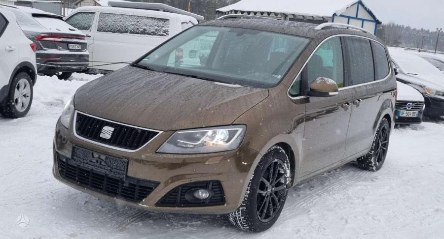 Brown SEAT Alhambra 2012 in Vilnius, with an engine capacity of 1.97 L and mileage of 291 thousand km for 7850 €, photo 3 on AUTOMOTO.COM.LV