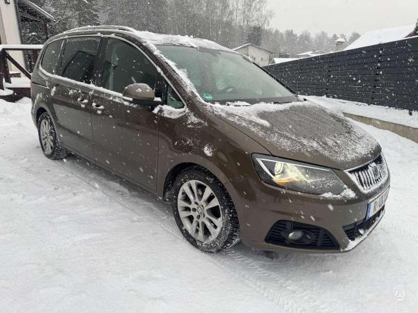 Brown SEAT Alhambra 2012 in Vilnius, with an engine capacity of 1.97 L and mileage of 284 thousand km for 6500 €, photo 1 on AUTOMOTO.COM.LV