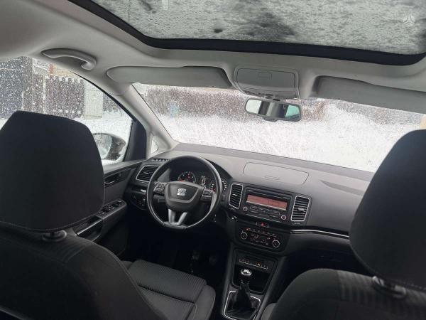Brown SEAT Alhambra 2012 in Vilnius, with an engine capacity of 1.97 L and mileage of 284 thousand km for 6500 €, photo 6 on AUTOMOTO.COM.LV