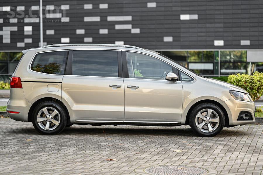 Brown SEAT Alhambra 2012 in Jelgava, with an engine capacity of 2.00 L and mileage of 240 thousand km for 8700 €, photo 9 on AUTOMOTO.COM.LV