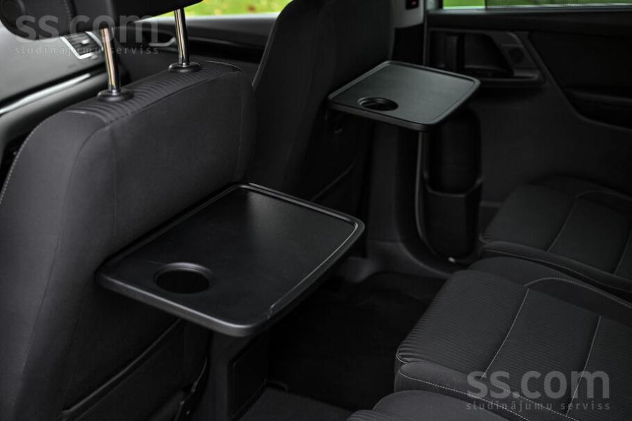 Brown SEAT Alhambra 2012 in Jelgava, with an engine capacity of 2.00 L and mileage of 240 thousand km for 8700 €, photo 30 on AUTOMOTO.COM.LV