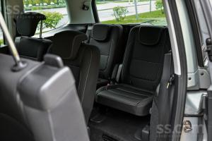 Brown SEAT Alhambra 2012 in Jelgava, with an engine capacity of 2.00 L and mileage of 240 thousand km for 8700 €, photo 32 on AUTOMOTO.COM.LV