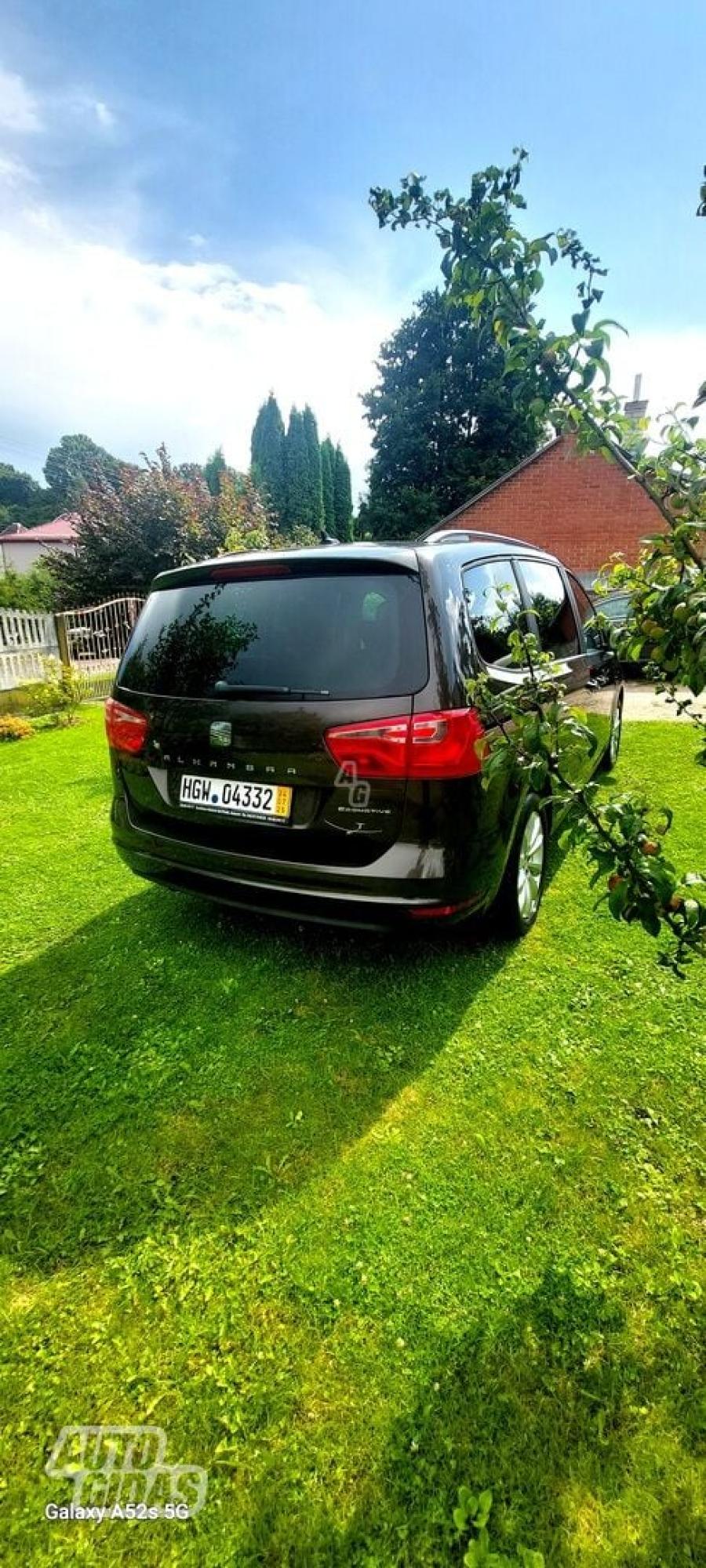 Brown SEAT Alhambra 2014 in Prienai, with an engine capacity of 2.00 L and mileage of 0 thousand km for 8450 €, photo 5 on AUTOMOTO.COM.LV