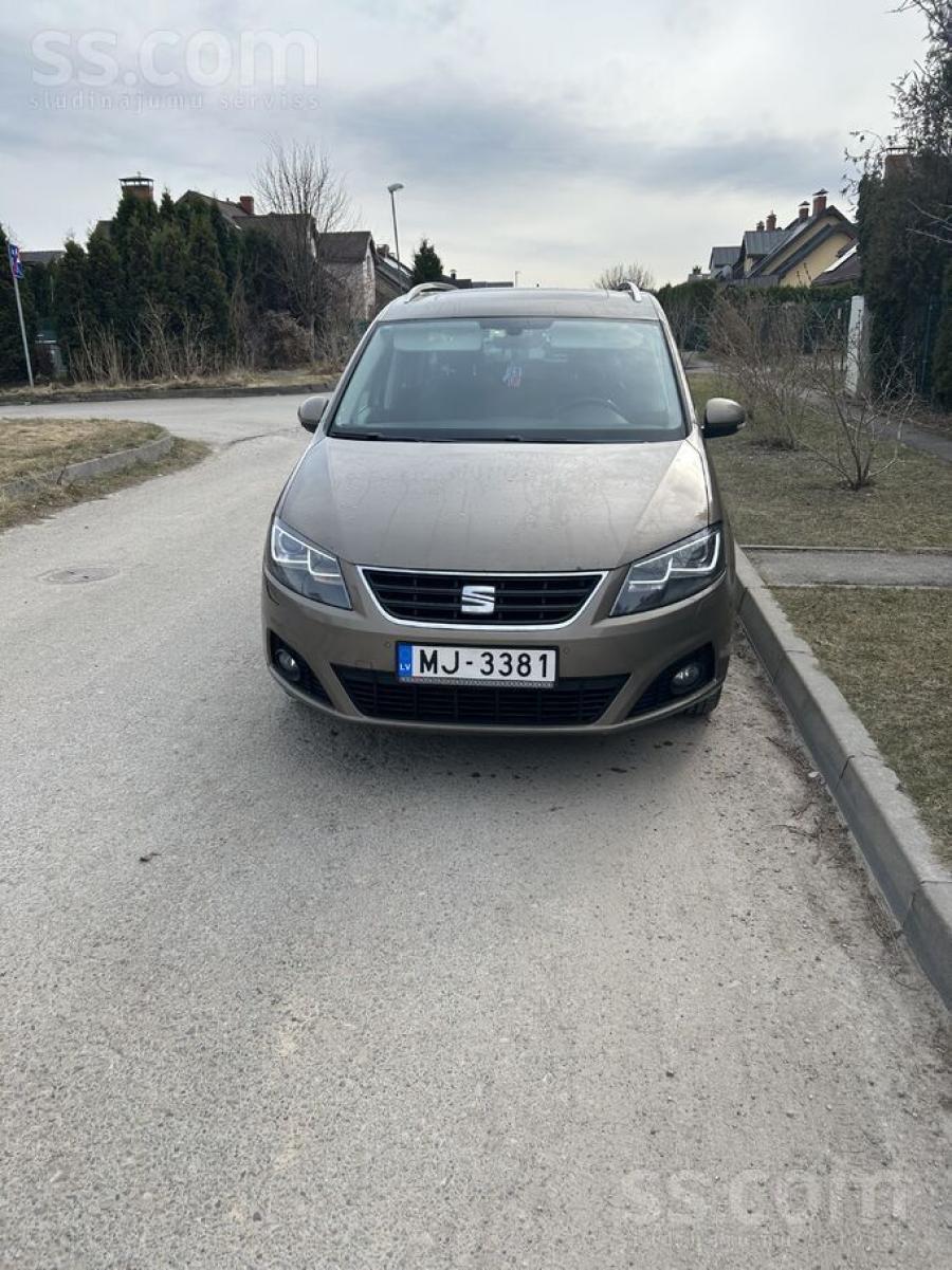 Brown SEAT Alhambra 2017 in Riga, with an engine capacity of 2.00 L and mileage of 240 thousand km for 10900 €, photo 1 on AUTOMOTO.COM.LV