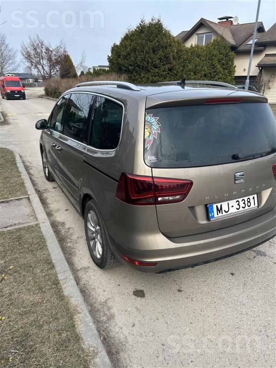 Brown SEAT Alhambra 2017 in Riga, with an engine capacity of 2.00 L and mileage of 240 thousand km for 10900 €, photo 4 on AUTOMOTO.COM.LV