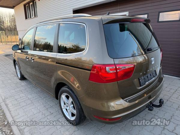 Brown SEAT Alhambra 2011 in Voru, with an engine capacity of 2.00 L and mileage of 218 thousand km for 8790 €, photo 4 on AUTOMOTO.COM.LV