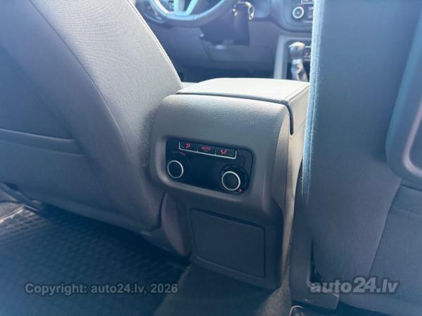 Brūns SEAT Alhambra 2011 Veru, ar dzinēja tilpumu 2.00 L un nobraukumu 218 tūkst. km par 8790 €, foto 11 vietnē AUTOMOTO.COM.LV