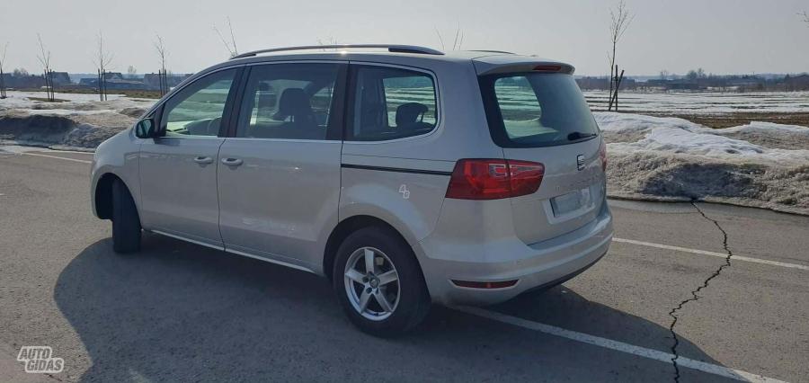 SEAT Alhambra 2012 in Siauliai, with an engine capacity of 2.00 L and mileage of 269 thousand km for 7650 €, photo 4 on AUTOMOTO.COM.LV