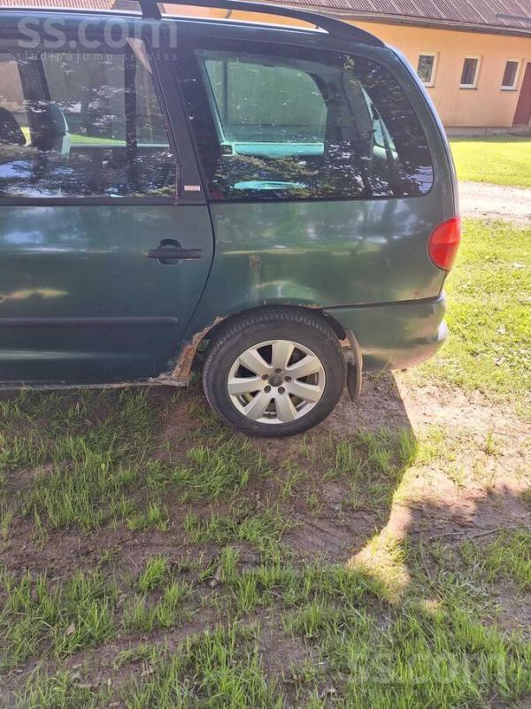 Green SEAT Alhambra 1999 in Jelgava, with an engine capacity of 1.90 L and mileage of 537 thousand km for 655 €, photo 2 on AUTOMOTO.COM.LV