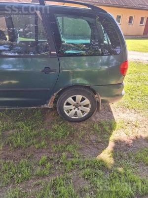 Green SEAT Alhambra 1999 in Jelgava, with an engine capacity of 1.90 L and mileage of 537 thousand km for 655 €, photo 3 on AUTOMOTO.COM.LV