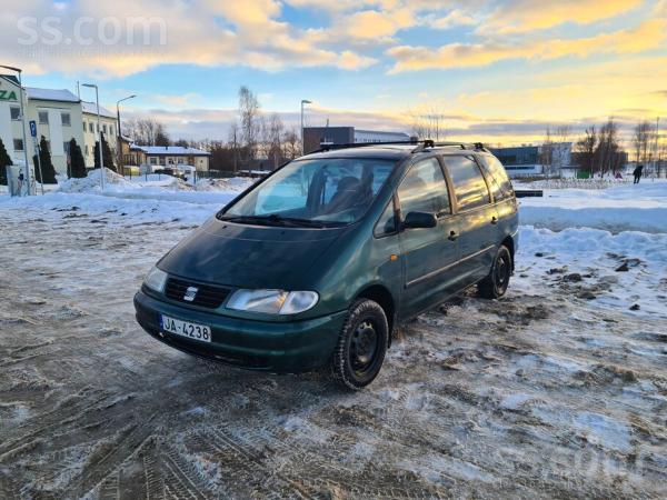 Zaļš SEAT Alhambra 2000 Daugavpils, ar dzinēja tilpumu 2.00 L un nobraukumu 340 tūkst. km par 790 €, foto 1 vietnē AUTOMOTO.COM.LV