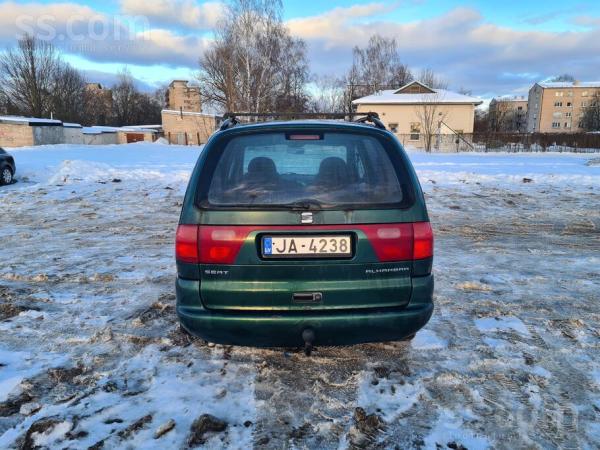 Zaļš SEAT Alhambra 2000 Daugavpils, ar dzinēja tilpumu 2.00 L un nobraukumu 340 tūkst. km par 790 €, foto 3 vietnē AUTOMOTO.COM.LV