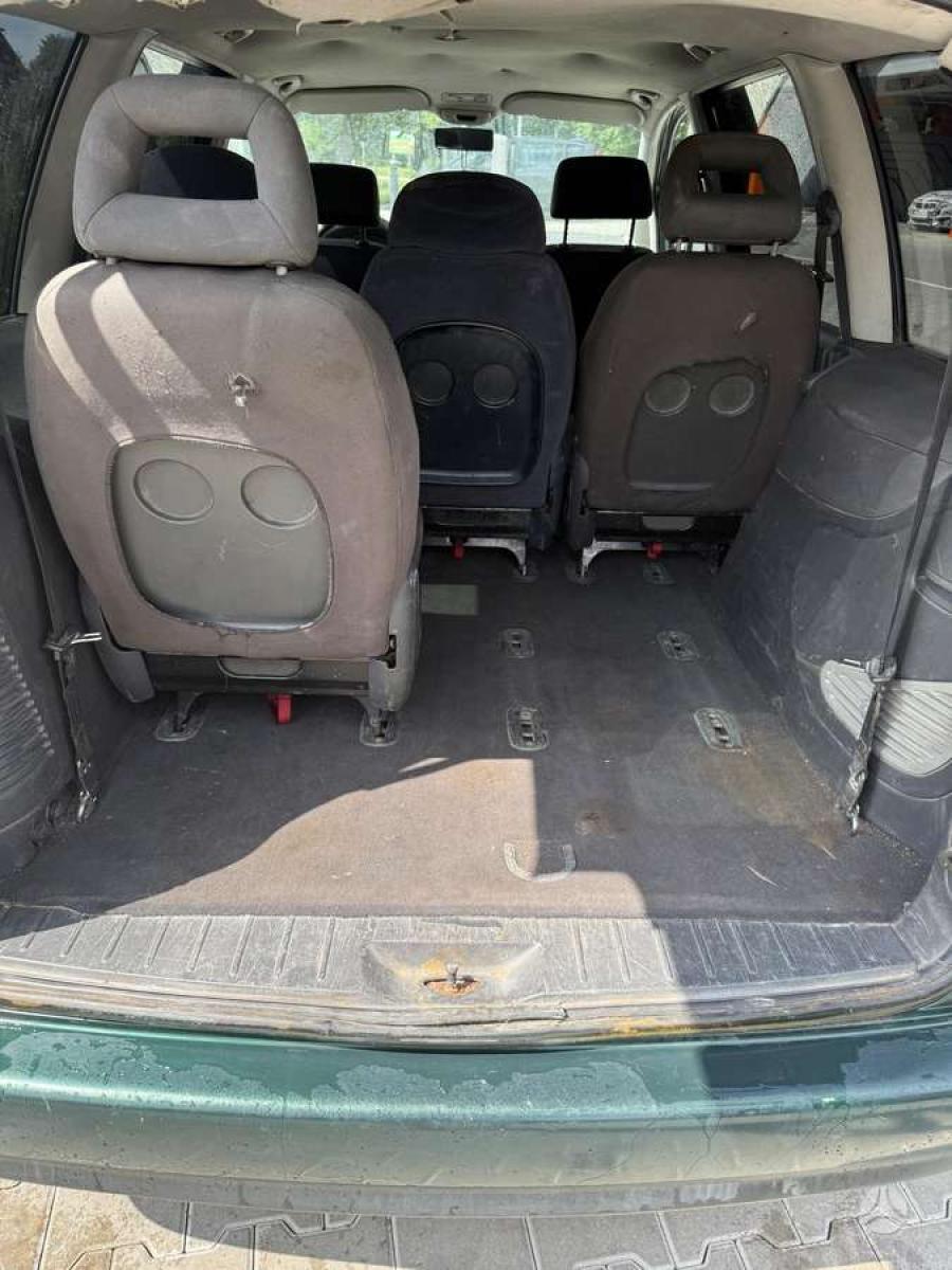 Zaļš SEAT Alhambra 2001 Viļņa, ar dzinēja tilpumu 1.90 L un nobraukumu 414 tūkst. km par 750 €, foto 10 vietnē AUTOMOTO.COM.LV