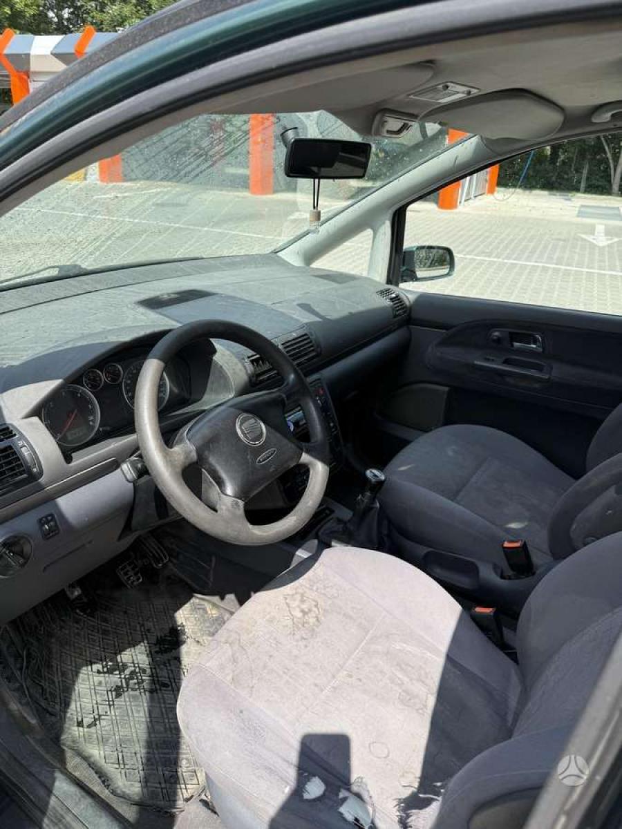Zaļš SEAT Alhambra 2001 Viļņa, ar dzinēja tilpumu 1.90 L un nobraukumu 414 tūkst. km par 750 €, foto 12 vietnē AUTOMOTO.COM.LV