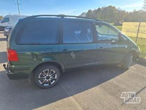 Green SEAT Alhambra 2003 in Siauliai, with an engine capacity of 2.00 L and mileage of 300 thousand km for 1450 €, photo 2 on AUTOMOTO.COM.LV