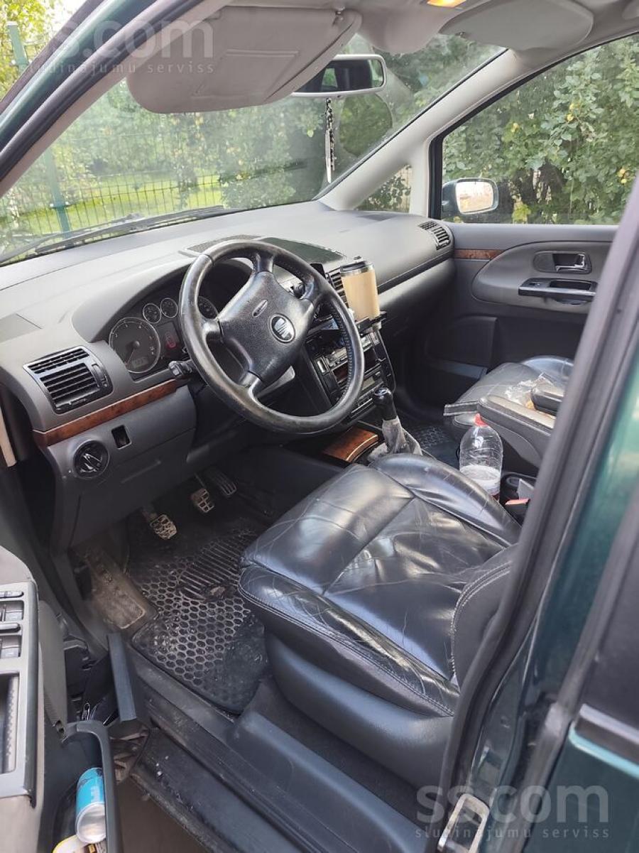 Green SEAT Alhambra 2003 in Saldus, with an engine capacity of 1.90 L and mileage of 0 thousand km for 1500 €, photo 4 on AUTOMOTO.COM.LV