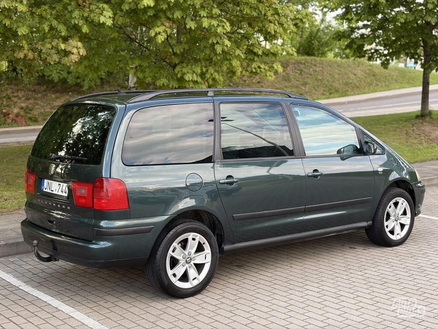 Green SEAT Alhambra 2006 in Vilnius, with an engine capacity of 2.00 L and mileage of 350 thousand km for 2450 €, photo 6 on AUTOMOTO.COM.LV