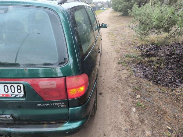 Green SEAT Alhambra 1999 in Vilnius, with an engine capacity of 1.90 L and mileage of 440 thousand km for 500 €, photo 3 on AUTOMOTO.COM.LV