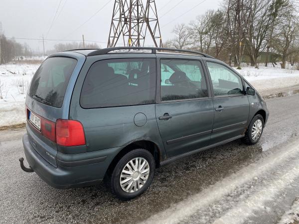 Green SEAT Alhambra 2006 in Rakvere, with an engine capacity of 85.00 L and mileage of 402 thousand km for 400 €, photo 3 on AUTOMOTO.COM.LV
