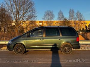 Zaļš SEAT Alhambra 2007 Tallina, ar dzinēja tilpumu 2.00 L un nobraukumu 327 tūkst. km par 1999 €, foto 4 vietnē AUTOMOTO.COM.LV