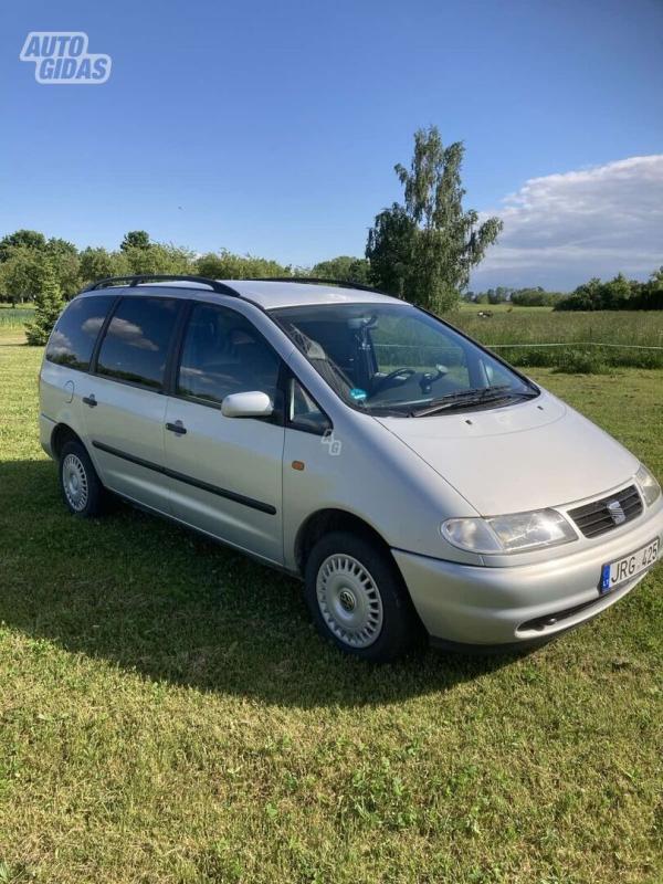 Grey SEAT Alhambra 1999 in Marijampole, with an engine capacity of 1.90 L and mileage of 329 thousand km for 1050 €, photo 3 on AUTOMOTO.COM.LV
