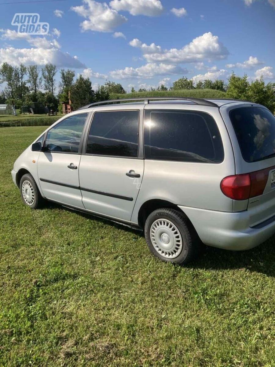 Pelēks SEAT Alhambra 1999 Marijampole, ar dzinēja tilpumu 1.90 L un nobraukumu 329 tūkst. km par 1050 €, foto 5 vietnē AUTOMOTO.COM.LV