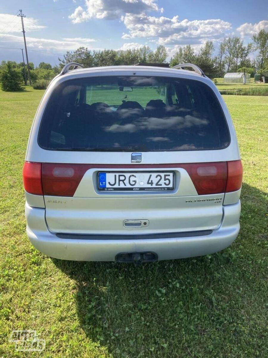 Pelēks SEAT Alhambra 1999 Marijampole, ar dzinēja tilpumu 1.90 L un nobraukumu 329 tūkst. km par 1050 €, foto 7 vietnē AUTOMOTO.COM.LV