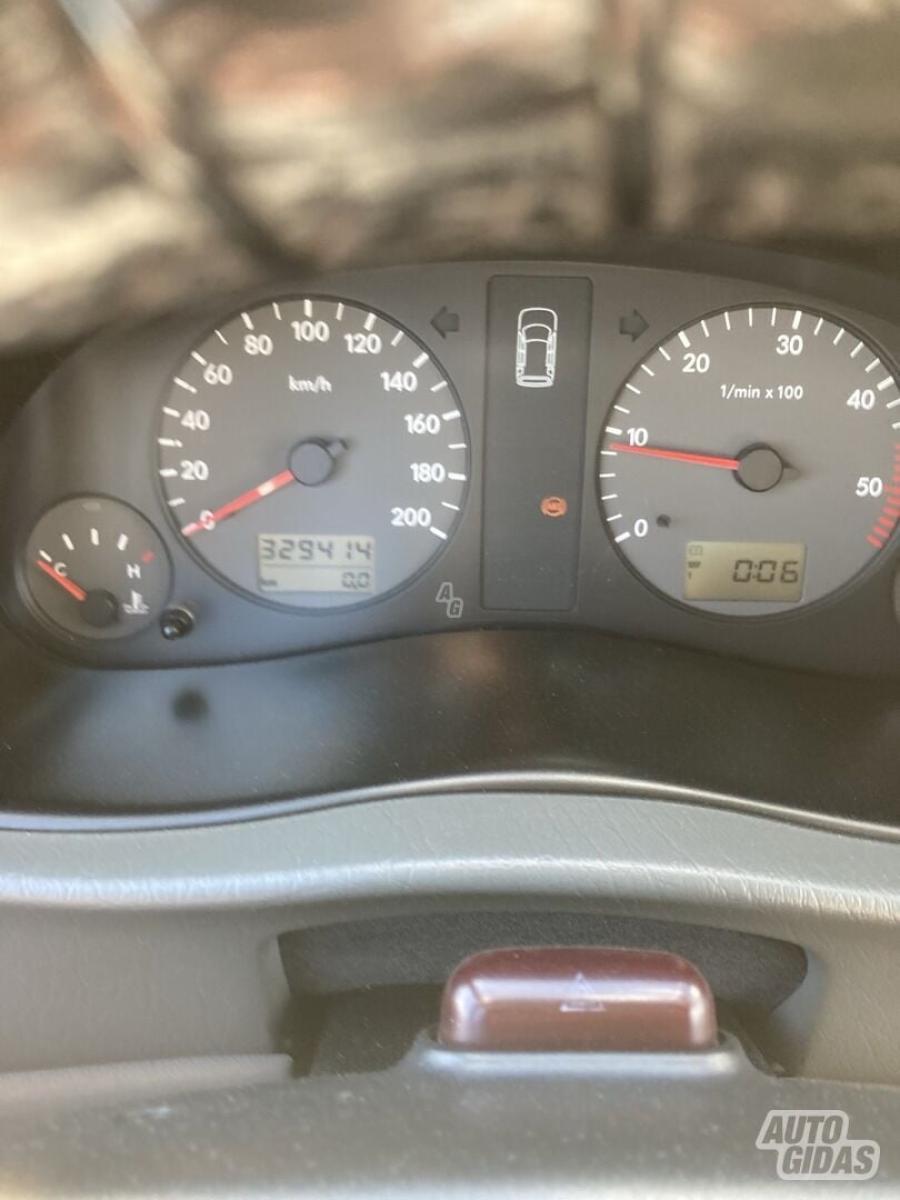Pelēks SEAT Alhambra 1999 Marijampole, ar dzinēja tilpumu 1.90 L un nobraukumu 329 tūkst. km par 1050 €, foto 13 vietnē AUTOMOTO.COM.LV