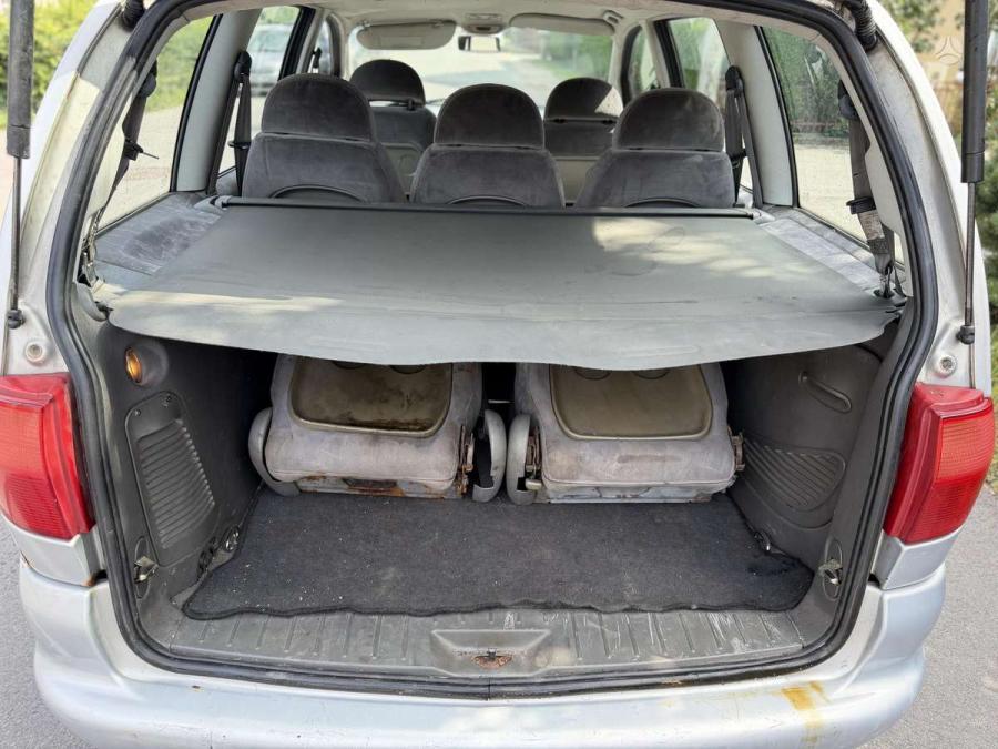 Pelēks SEAT Alhambra 1999 Kauņa, ar dzinēja tilpumu 1.90 L un nobraukumu 351 tūkst. km par 700 €, foto 11 vietnē AUTOMOTO.COM.LV
