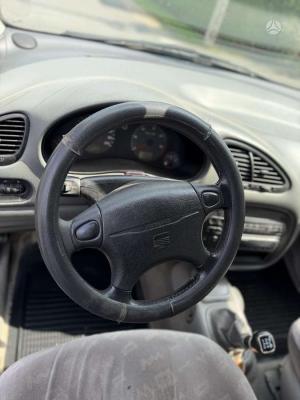 Pelēks SEAT Alhambra 1999 Kauņa, ar dzinēja tilpumu 1.90 L un nobraukumu 351 tūkst. km par 700 €, foto 21 vietnē AUTOMOTO.COM.LV