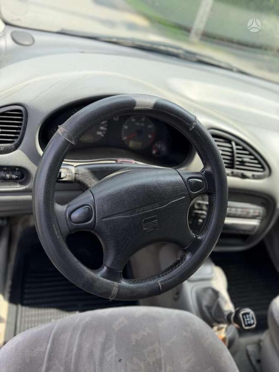 Pelēks SEAT Alhambra 1999 Kauņa, ar dzinēja tilpumu 1.90 L un nobraukumu 351 tūkst. km par 700 €, foto 21 vietnē AUTOMOTO.COM.LV