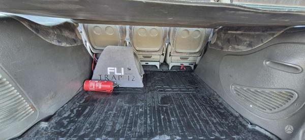 Pelēks SEAT Alhambra 2000 Šauļi, ar dzinēja tilpumu 2.00 L un nobraukumu 345 tūkst. km par 900 €, foto 6 vietnē AUTOMOTO.COM.LV