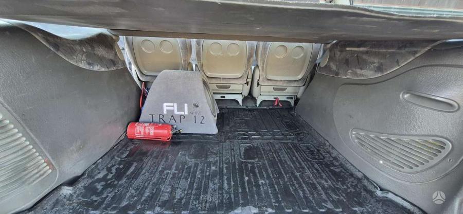 Pelēks SEAT Alhambra 2000 Šauļi, ar dzinēja tilpumu 2.00 L un nobraukumu 345 tūkst. km par 900 €, foto 7 vietnē AUTOMOTO.COM.LV