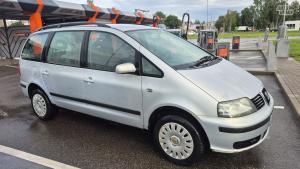 Pelēks SEAT Alhambra 2001 Kaišiadorys, ar dzinēja tilpumu 2.00 L un nobraukumu 292 tūkst. km par 1000 €, foto 3 vietnē AUTOMOTO.COM.LV