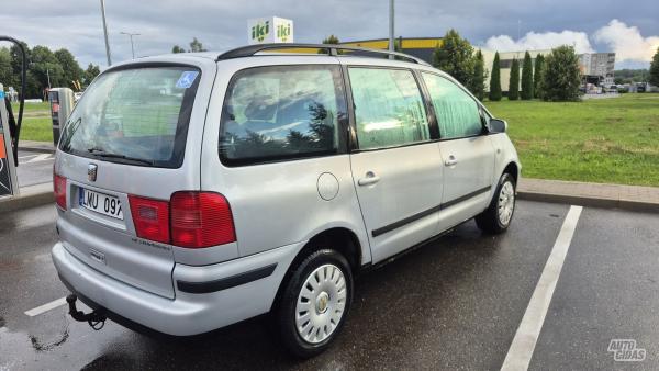 Pelēks SEAT Alhambra 2001 Kaišiadorys, ar dzinēja tilpumu 2.00 L un nobraukumu 292 tūkst. km par 1000 €, foto 3 vietnē AUTOMOTO.COM.LV