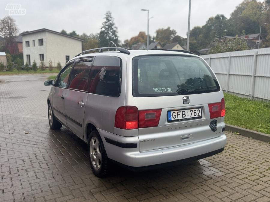 Pelēks SEAT Alhambra 2001 Viļņa, ar dzinēja tilpumu 1.90 L un nobraukumu 0 tūkst. km par 2000 €, foto 5 vietnē AUTOMOTO.COM.LV