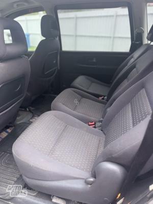 Pelēks SEAT Alhambra 2001 Viļņa, ar dzinēja tilpumu 1.90 L un nobraukumu 0 tūkst. km par 2000 €, foto 9 vietnē AUTOMOTO.COM.LV