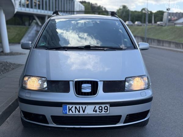 Grey SEAT Alhambra 2002 in Vilnius, with an engine capacity of 2.00 L and mileage of 385 thousand km for 980 €, photo 2 on AUTOMOTO.COM.LV