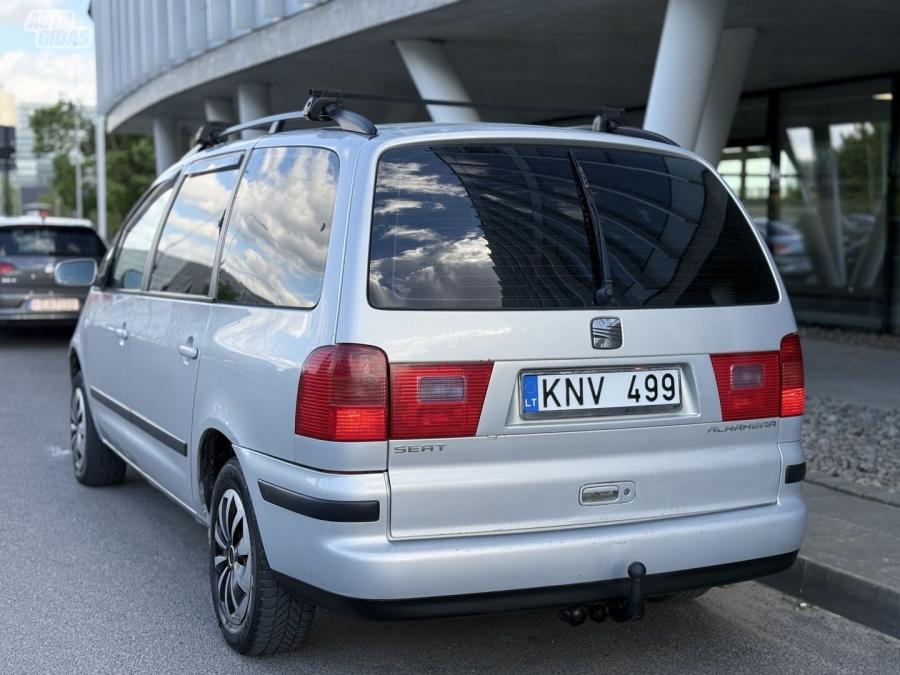 Pelēks SEAT Alhambra 2002 Viļņa, ar dzinēja tilpumu 2.00 L un nobraukumu 385 tūkst. km par 980 €, foto 6 vietnē AUTOMOTO.COM.LV
