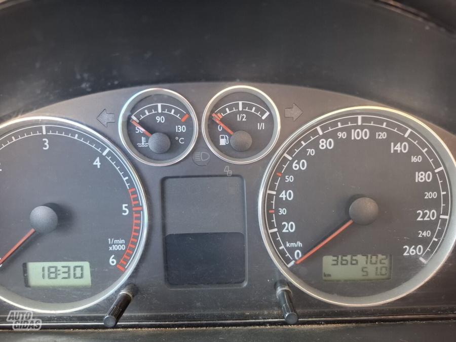 Pelēks SEAT Alhambra 2002 Viļņa, ar dzinēja tilpumu 1.90 L un nobraukumu 367 tūkst. km par 2000 €, foto 6 vietnē AUTOMOTO.COM.LV