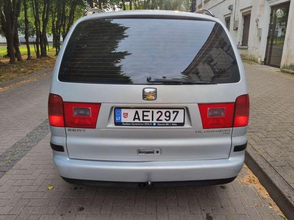 Pelēks SEAT Alhambra 2002 Jonava, ar dzinēja tilpumu 1.90 L un nobraukumu 282 tūkst. km par 1350 €, foto 5 vietnē AUTOMOTO.COM.LV