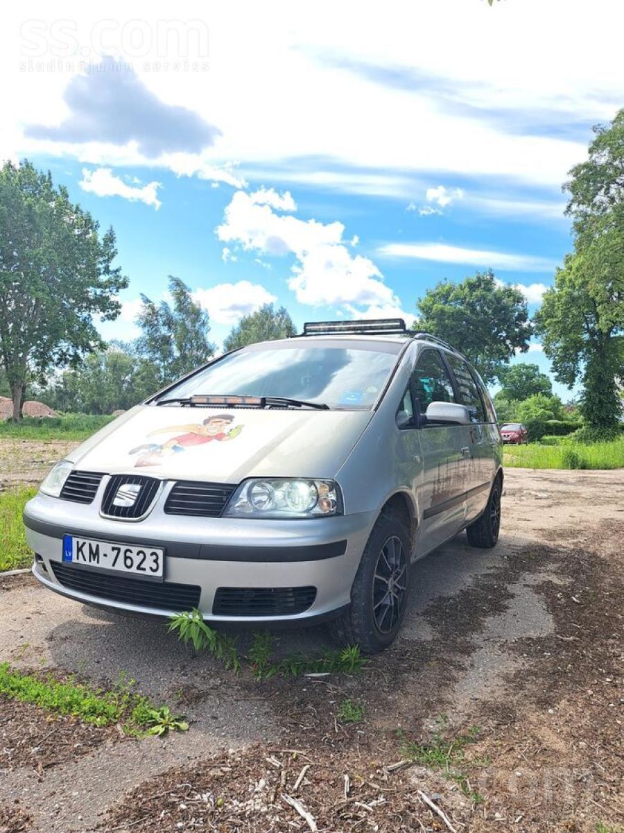Pelēks SEAT Alhambra 2003 Kuldīga, ar dzinēja tilpumu 1.90 L un nobraukumu 317 tūkst. km par 1400 €, foto 1 vietnē AUTOMOTO.COM.LV